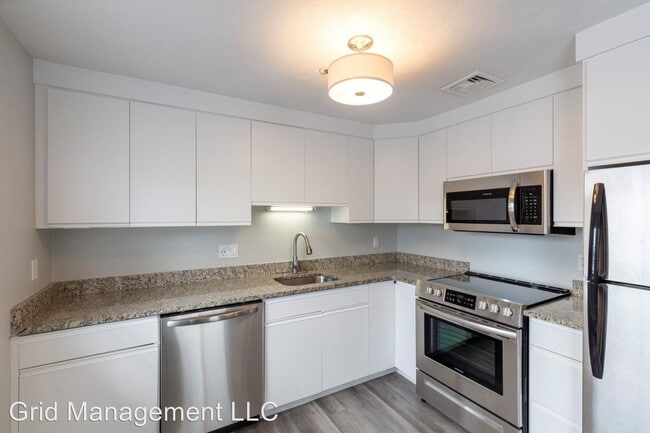 11-13 Langdon St - 11-13 Langdon St Everett MA 02149 | Apartment Finder 11-13 Langdon St - 11-13 Langdon St Everett MA 02149 | Apartment Finder