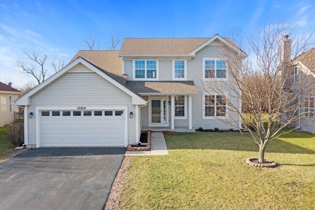 Lovely In Lakemoor - 32804 Bending Creek Road Lakemoor IL 60051 ...