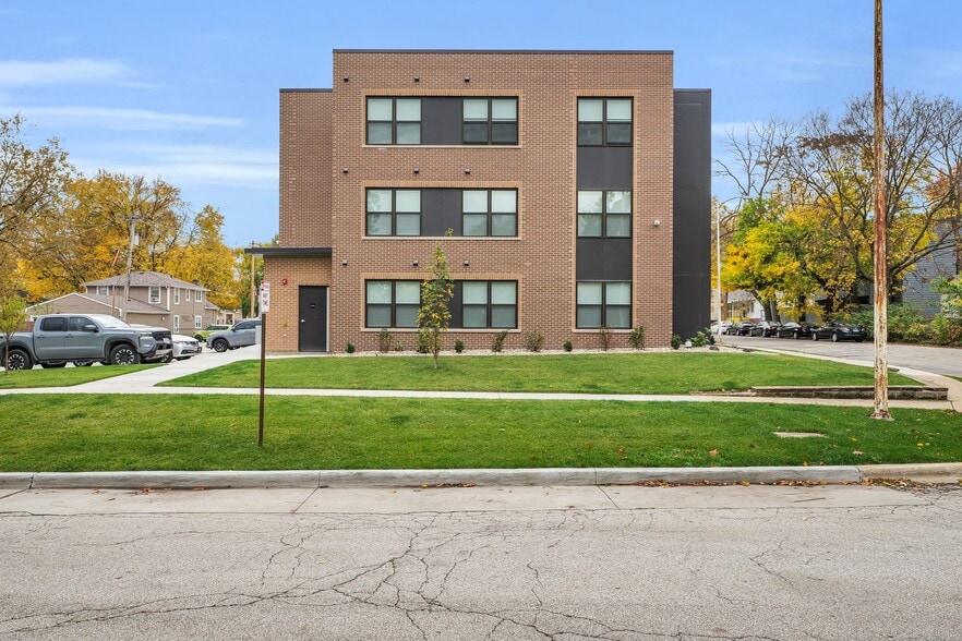 707 W Springfield Ave - 707 W Springfield Ave Urbana IL 61801 ...