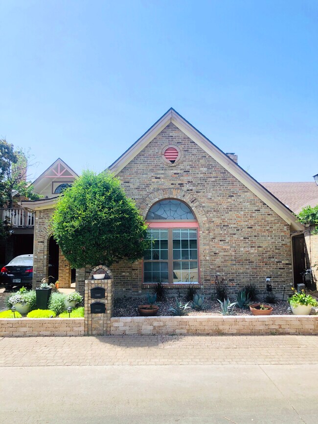 3215 Basil Court - 3215 Basil Court Dallas TX 75204 | Apartment Finder