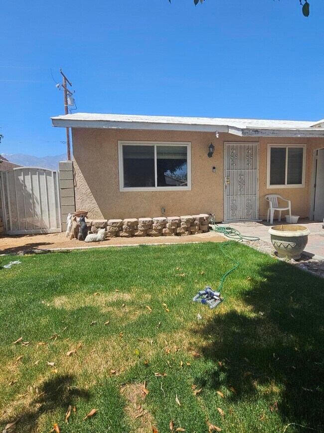 31555 Avenida El Mundo - 31555 Avenida El Mundo Cathedral City CA 92234 ...