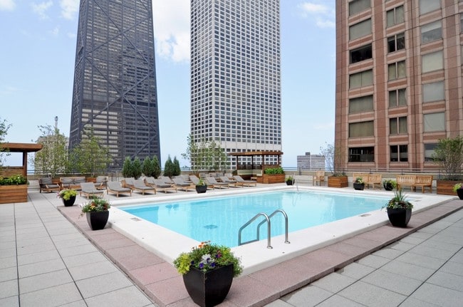 777 N Michigan Ave - 777 N Michigan Ave Chicago IL 60611 | Apartment Finder