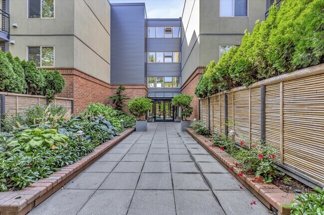 275 W Roy St - 275 W Roy St Seattle WA 98119 | Apartment Finder