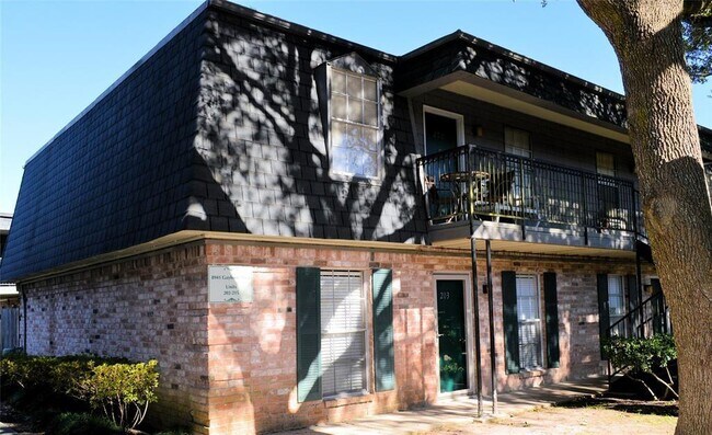 8941 Gaylord Dr - 8941 Gaylord Dr Houston TX 77024 | Apartment Finder