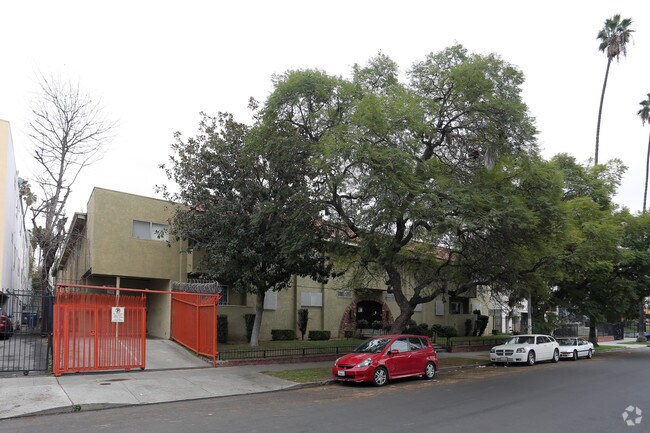 950 Magnolia Ave - 950 Magnolia Ave Los Angeles CA 90006 | Apartment Finder