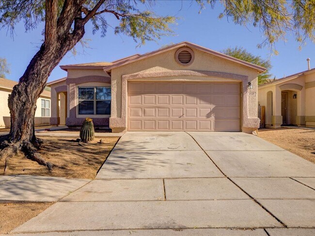 Beautiful Home in Rita Ranch - 8129 S Sunny Horizon Pl Tucson AZ 85747 ...