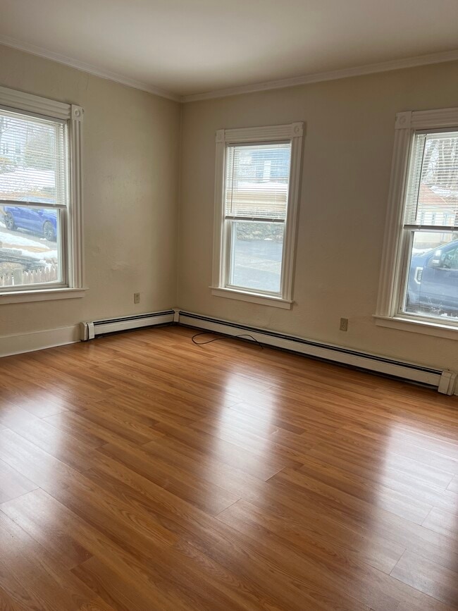 8 Summit St - 8 Summit St Spencer MA 01562 | Apartment Finder