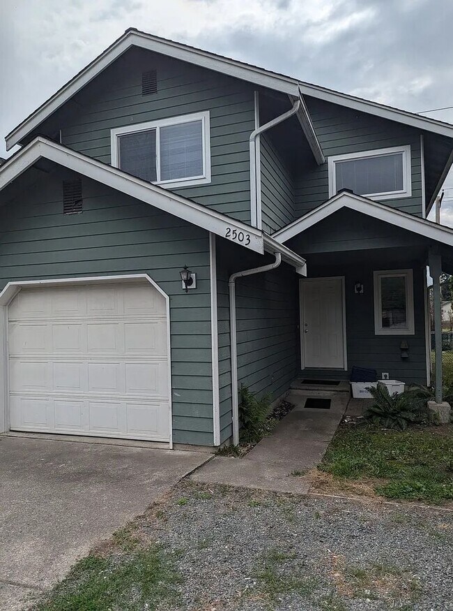 2501-2503 Xenia St - 2501-2503 Xenia St Bellingham WA 98226 | Apartment ...