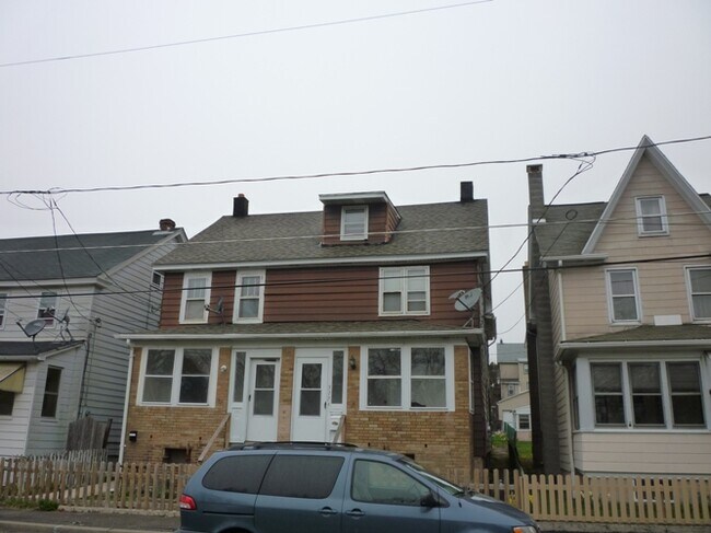 519 Ridge Ave - 519 Ridge Ave West Hazleton PA 18202 | Apartment Finder