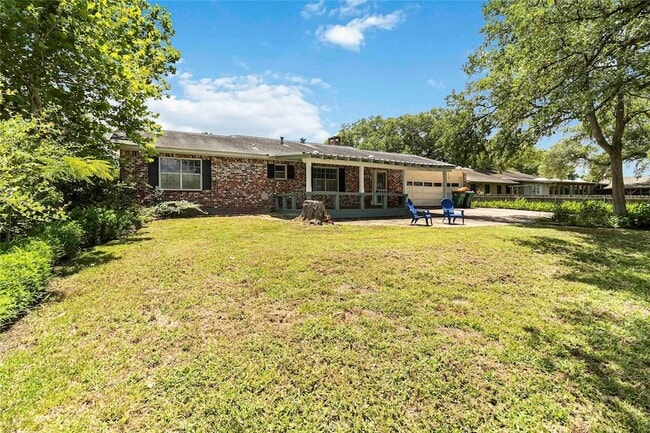 730 N Sarah Jo St - 730 N Sarah Jo St La Grange TX 78945 | Apartment Finder