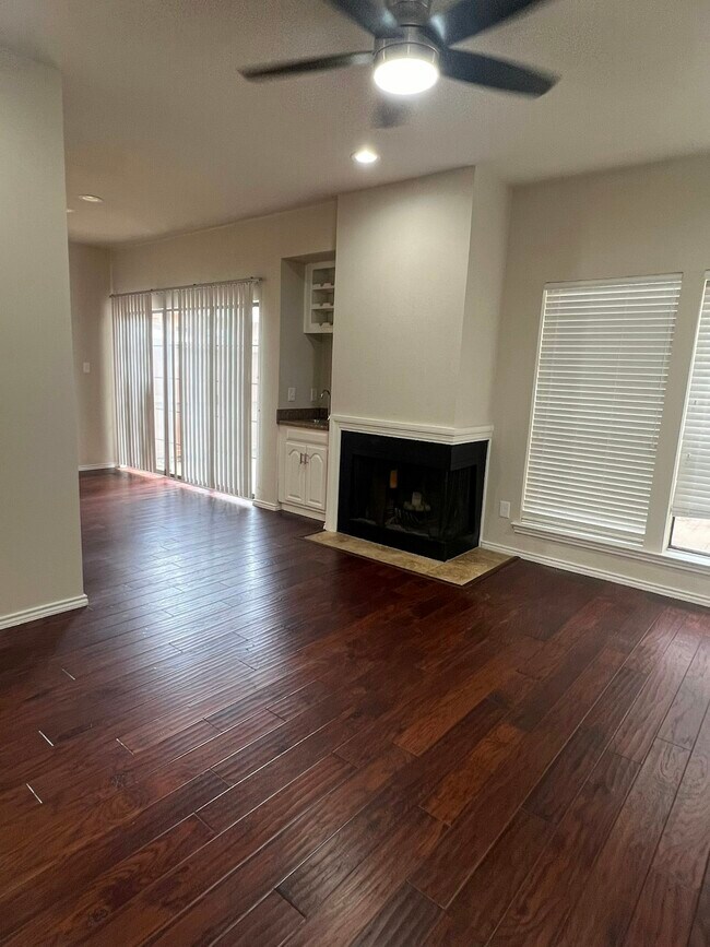 5100 Verde Valley Lane, Unit 109 - 5100 Verde Valley Ln Dallas TX 75254 ...