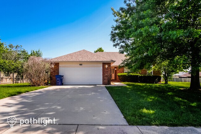 3702 West Riverside Street, Springfield, M... - 3702 W Riverside St ...