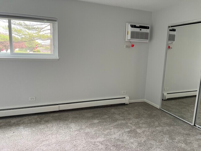 7305 157th St - 7305 157th St Orland Park IL 60462 | Apartment Finder