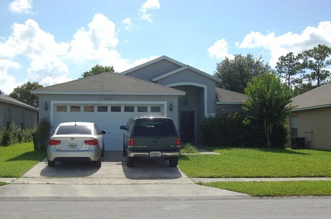 Cute 3/2 House in Hickory Cove of East Orl... - 2512 Hickory Oak Blvd ...