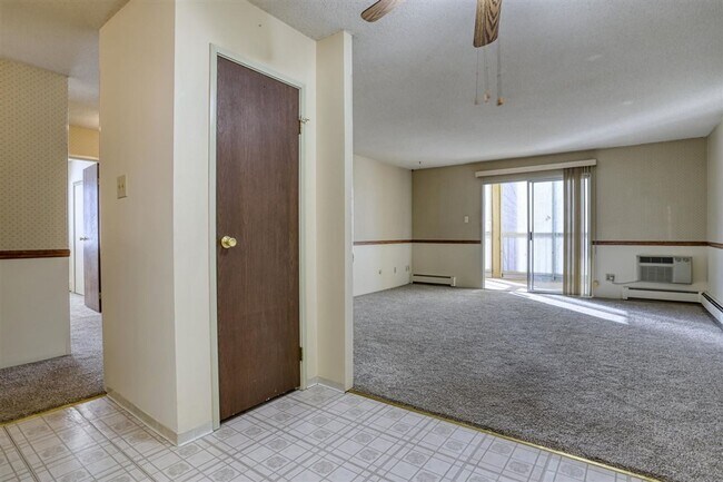 55+ age restricted community in Heather Ga... - 3124 S Wheeling Way ...