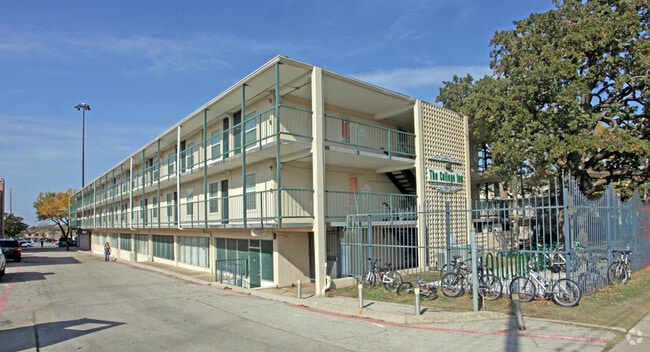 UNT College Inn - 200 Avenue D Denton TX 76201 | Apartment Finder