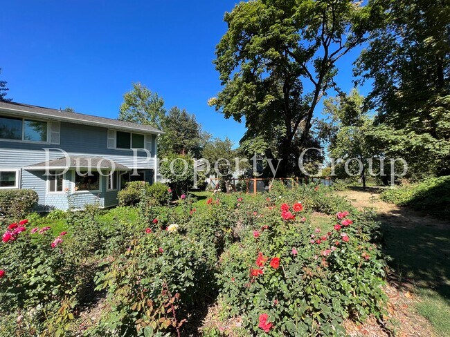 North Adams - 320-320 N Adams St Eugene OR 97402 | Apartment Finder