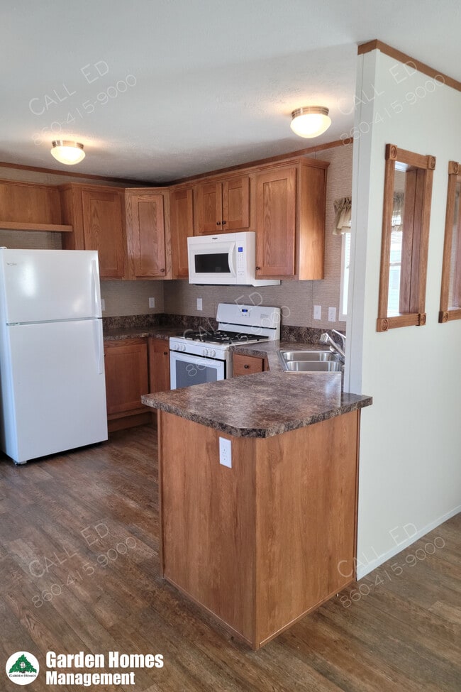 100 Fair Acres Cir - 100 Fair Acres Cir Mystic CT 06355 | Apartment Finder
