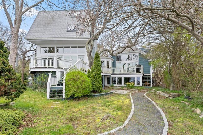 131 Hope St - 131 Hope St Bristol RI 02809 | Apartment Finder