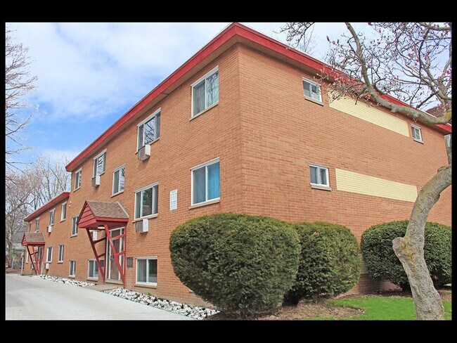 3778 W 33rd St - 3778 W 33rd St Cleveland OH 44109 | Apartment Finder