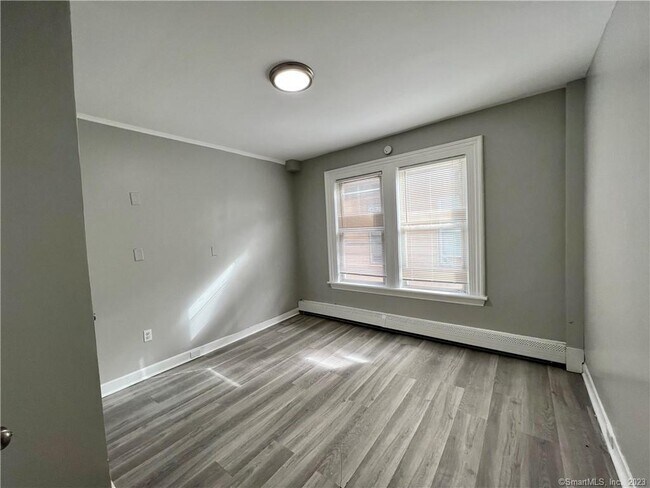 1102 E Main St - 1102 E Main St Bridgeport CT 06608 | Apartment Finder