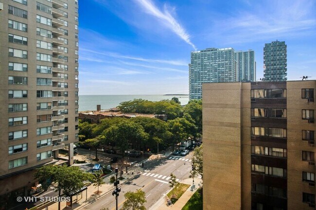 6300 N Sheridan Rd - 6300 N Sheridan Rd Chicago IL 60660 | Apartment Finder