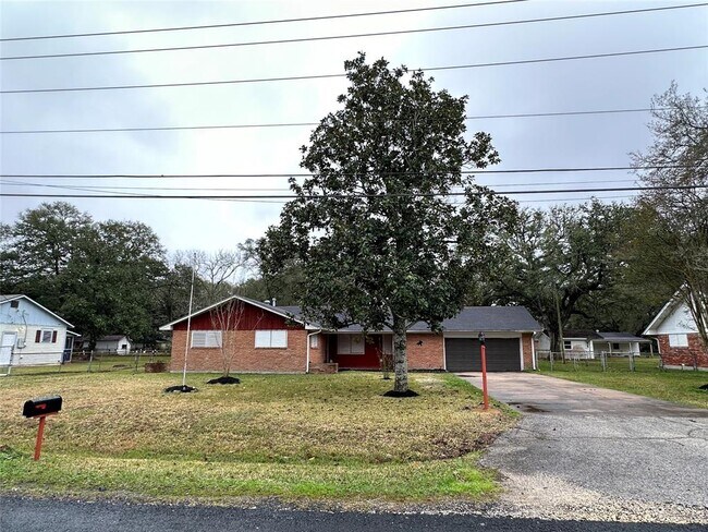 8115 Jones Rd - 8115 Jones Rd Texas City TX 77591 | Apartment Finder