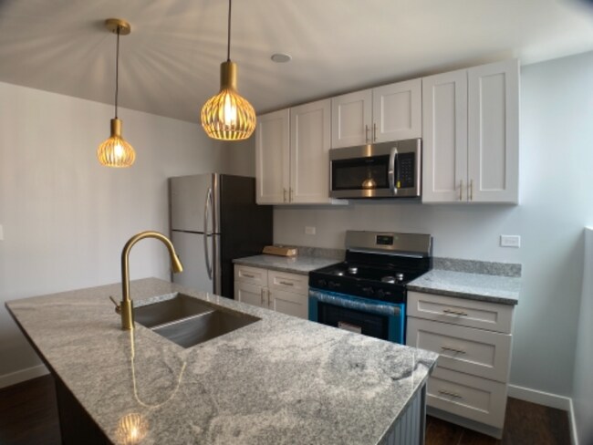 2945 W Peterson Ave - 2945 W Peterson Ave Chicago IL 60659 | Apartment ...