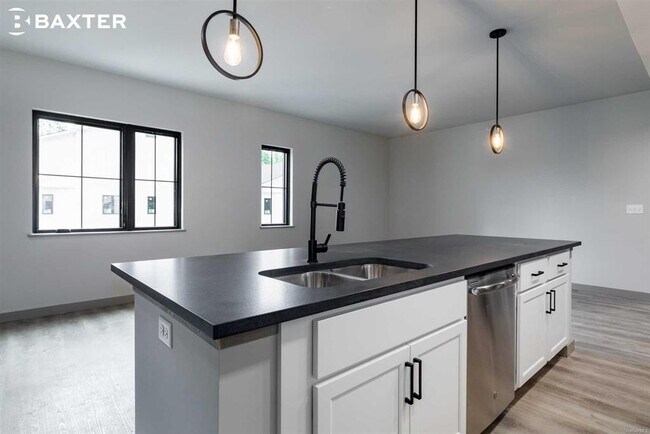 472 Maple St - 472 Maple St Poughkeepsie NY 12601 | Apartment Finder