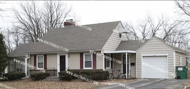 GORGEOUS 3 Bed 2 Bath House in Merriam-Available NOW!!! - 8410 55th ...