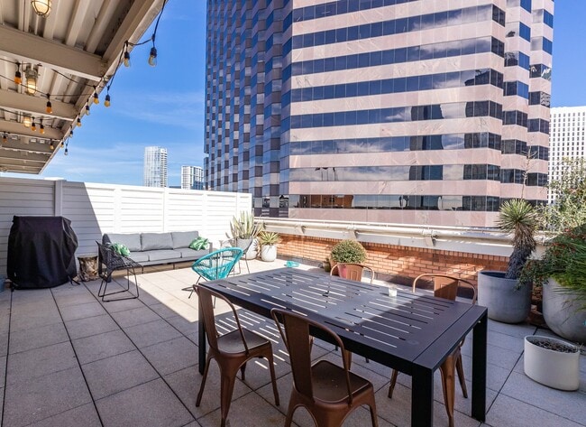 511 N Akard St - 511 N Akard St Dallas TX 75201 | Apartment Finder